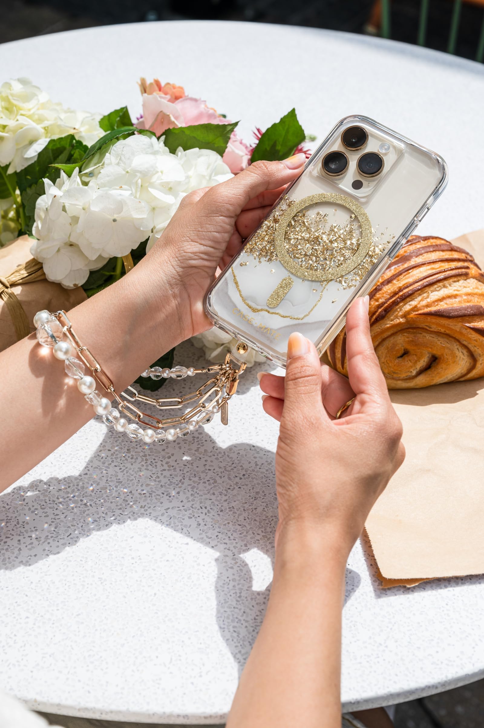 Amazon.com: Case-Mate Gold Chain Phone Charm Wristlet and Crystal Pearl ...