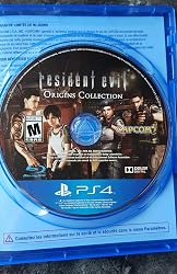 Amazon.com: Resident Evil Origins Collection - PlayStation 4 Standard ...