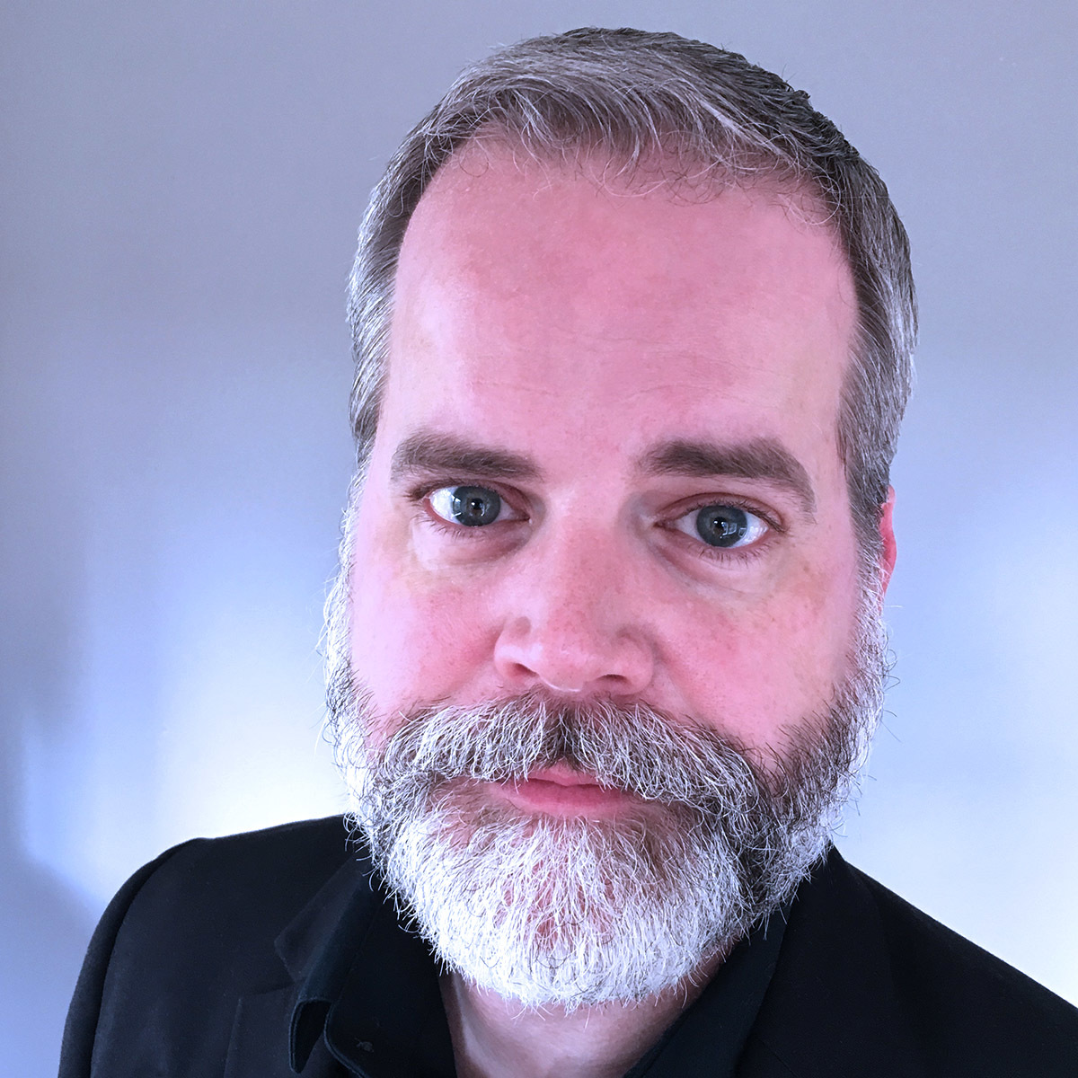 Amazon.com: Chris Roberson: books, biography, latest update