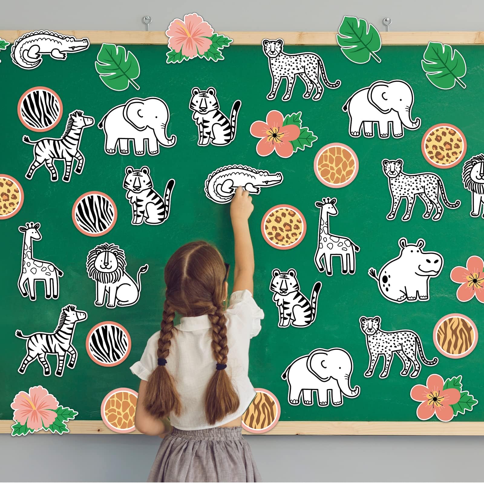 Snapklik.com : 45Pcs Safari Jungle Animals Cutouts Bulletin Board Set ...