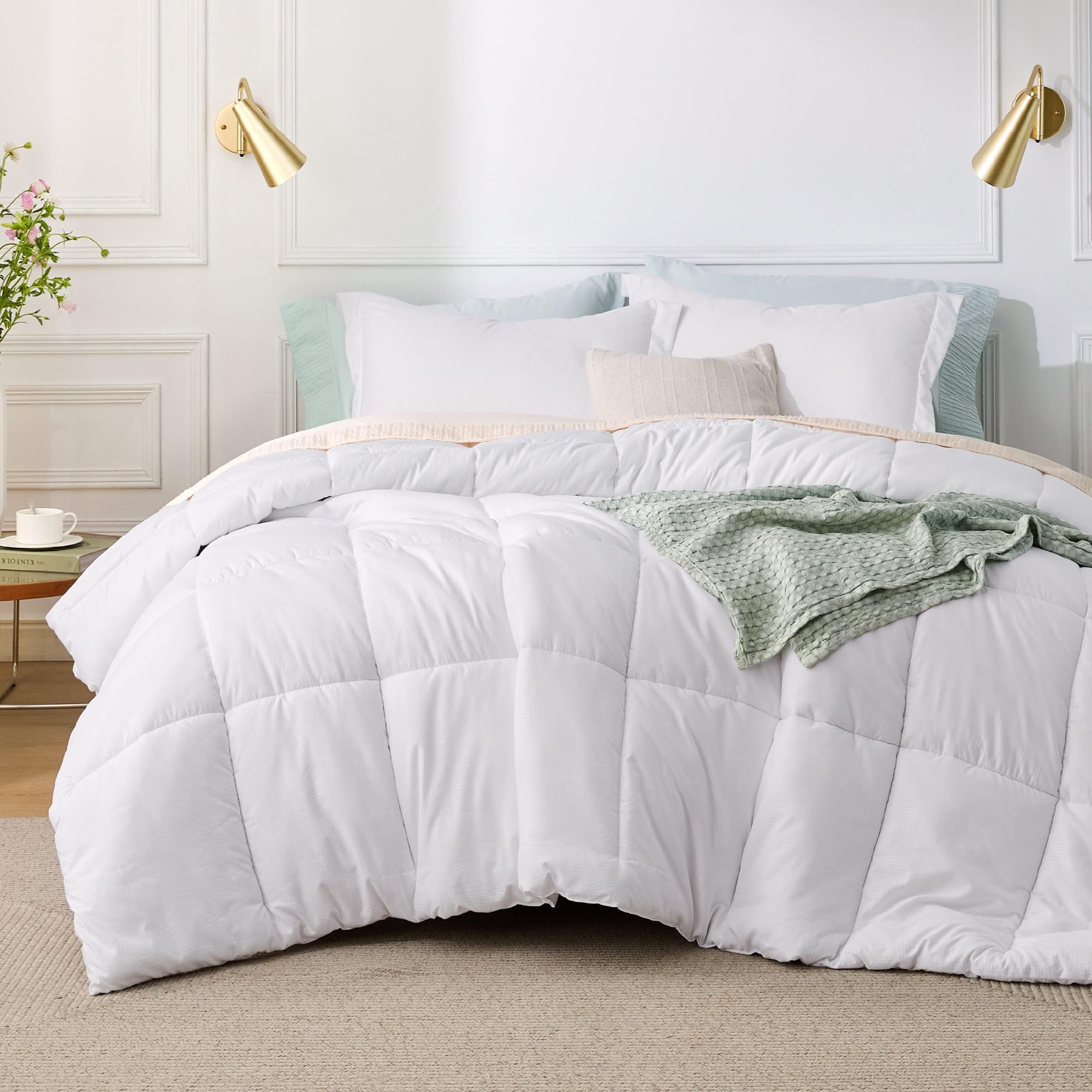 Amazon.com: Grand Linen 3 Piece King Size Solid White Double-Needle ...