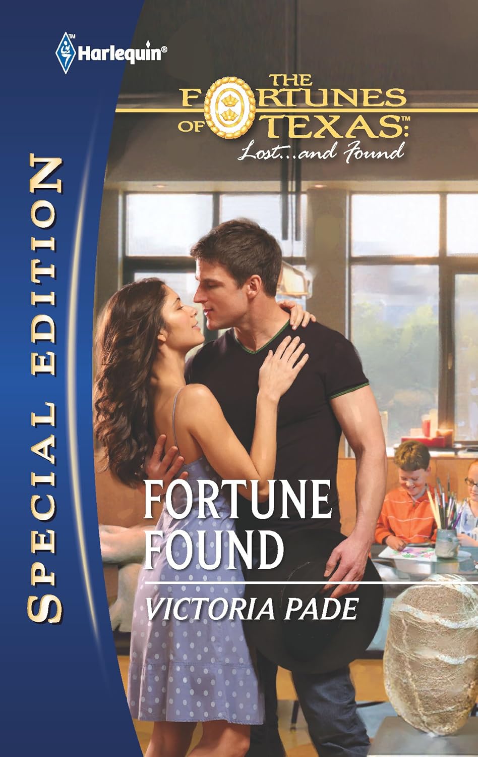 Amazon.com: Fortune Found: 9780373656011: Pade, Victoria: Books