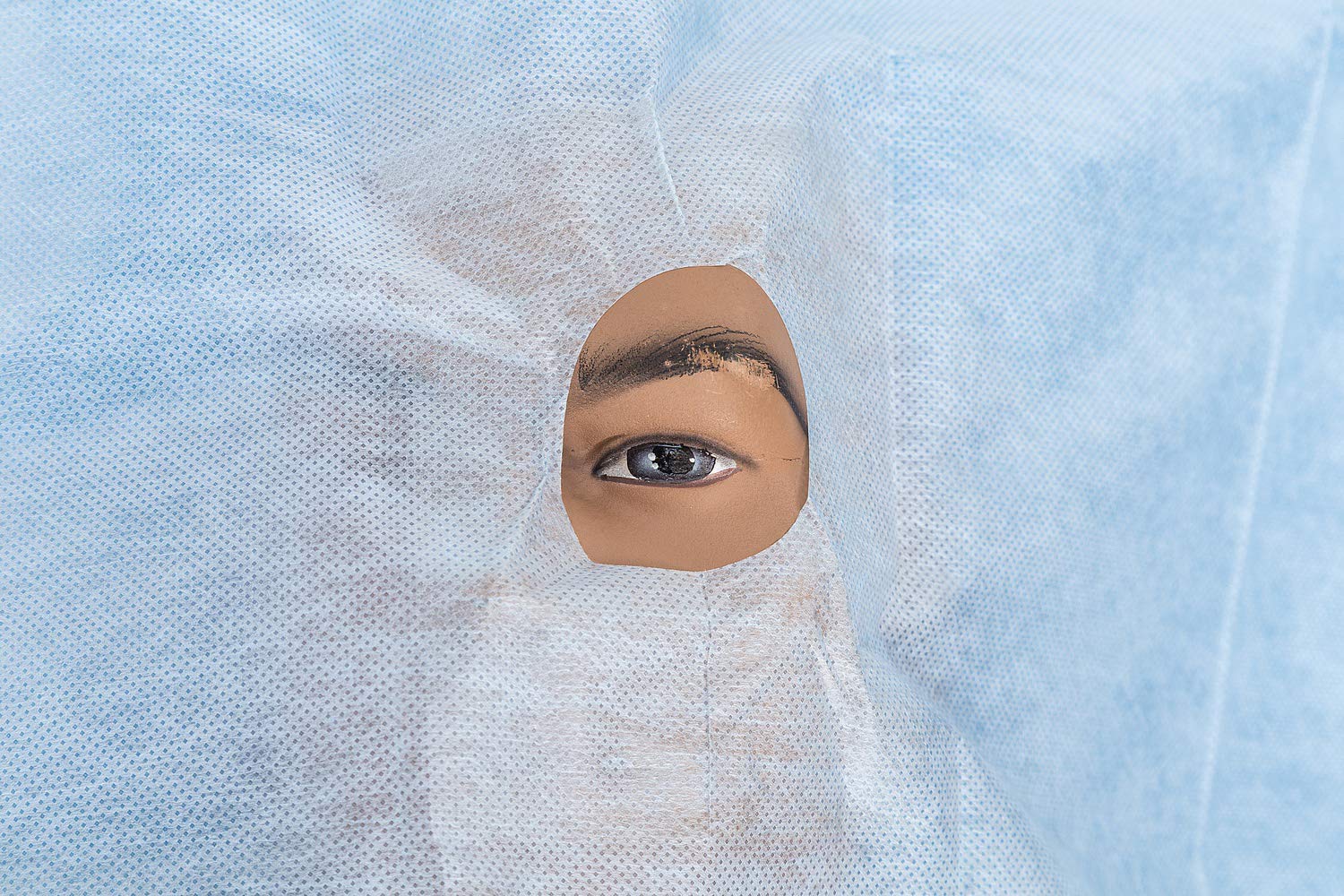 Snapklik.com : Case Of 50 Drape Sheets 3-Ply 18" X 26". Fenestrated ...