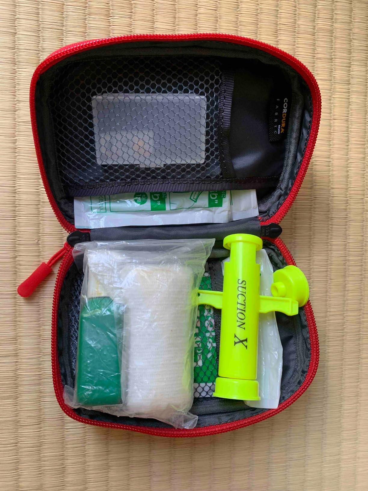 Amazon.co.jp: WILDTECH(ワイルドテック) FIRST AID POUCH(ファーストエイドポーチ) CORDURA(コーデュラ)ファブリック 215-AFXP146 ...