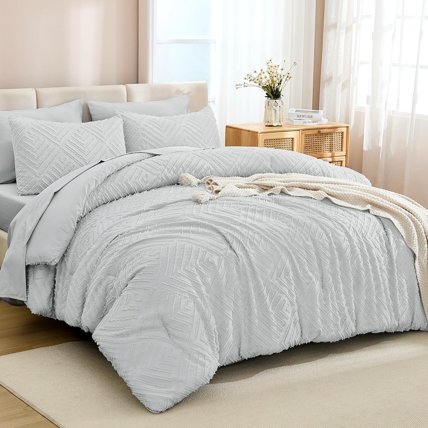 Amazon.com: Andency Light Grey Comforter King Size Set with Sheets - 7 ...