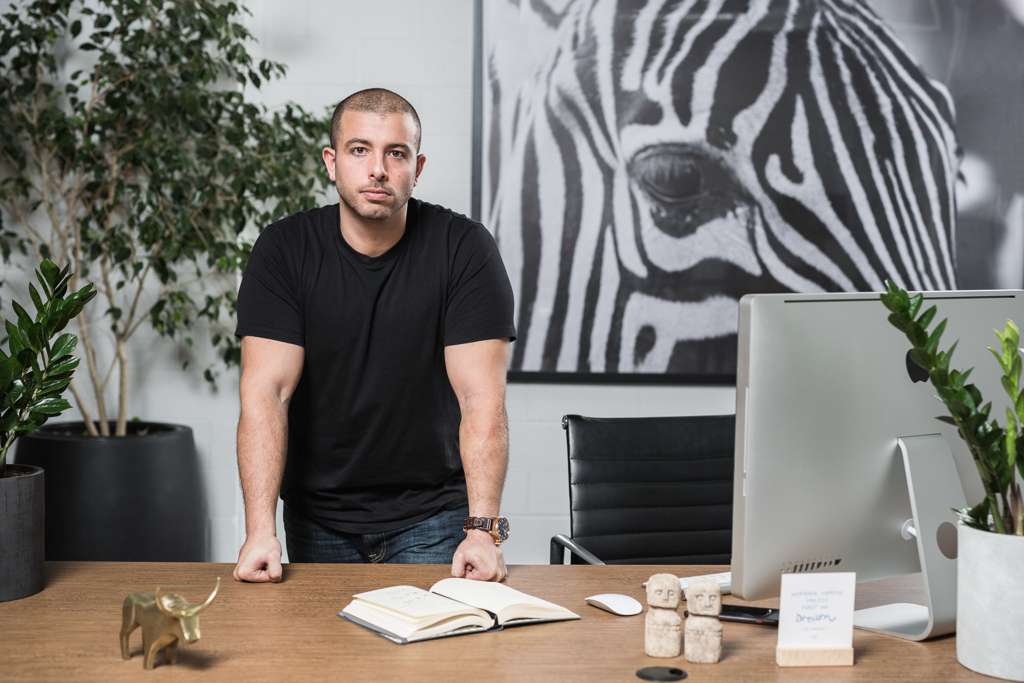 Amazon.com: Alex Hormozi: Libros, biografía, blog, audiolibros, Kindle