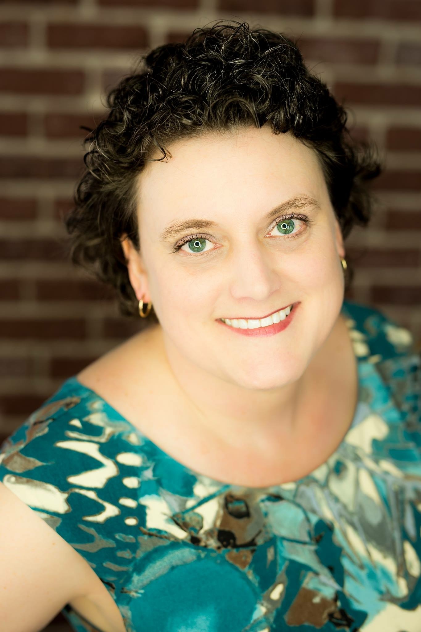 Amazon.com: Julie Willson: books, biography, latest update