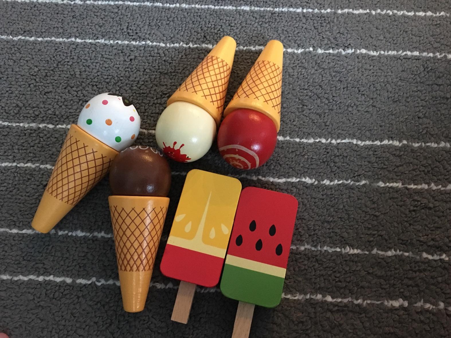 Amazon.com: Wooden Play Ice Cream Set - Ice Cream Cones & Ice Lollies ...