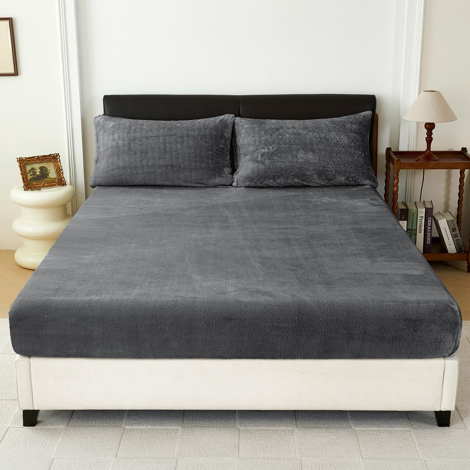 Amazon.com: HCORA Fleece Fitted Sheet Queen Size - Ultra Soft Faux Fur ...