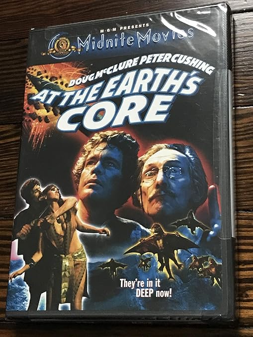 Amazon.com: At the Earth's Core [DVD] : Doug McClure, Peter Cushing ...