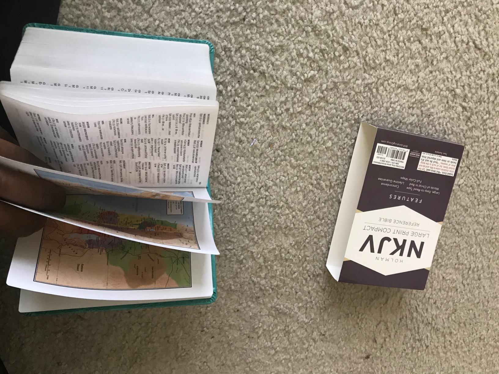 Amazon.com: NKJV Large Print Compact Reference Bible, Teal LeatherTouch ...