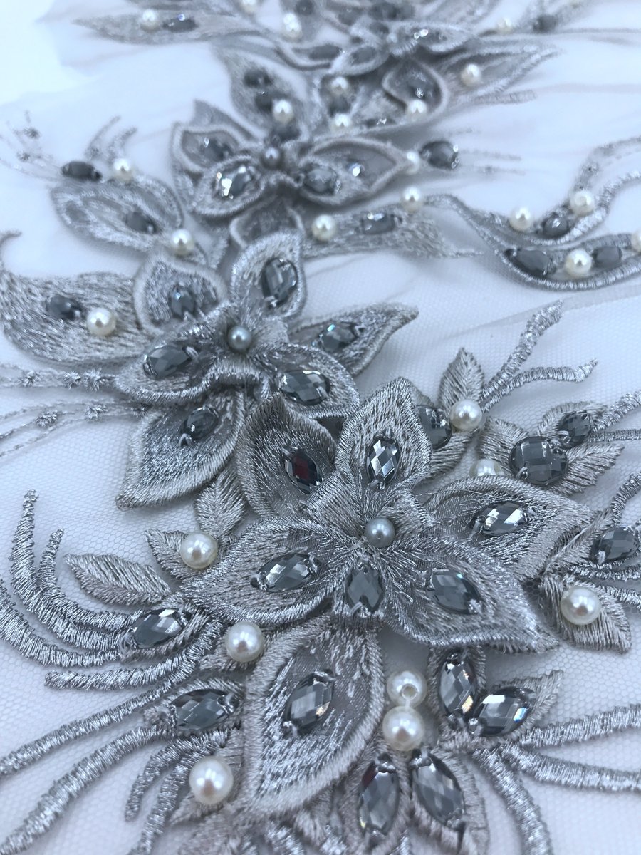 Large Three-Dimensional Applique lace with Beads Hand Sewing Corrects ...