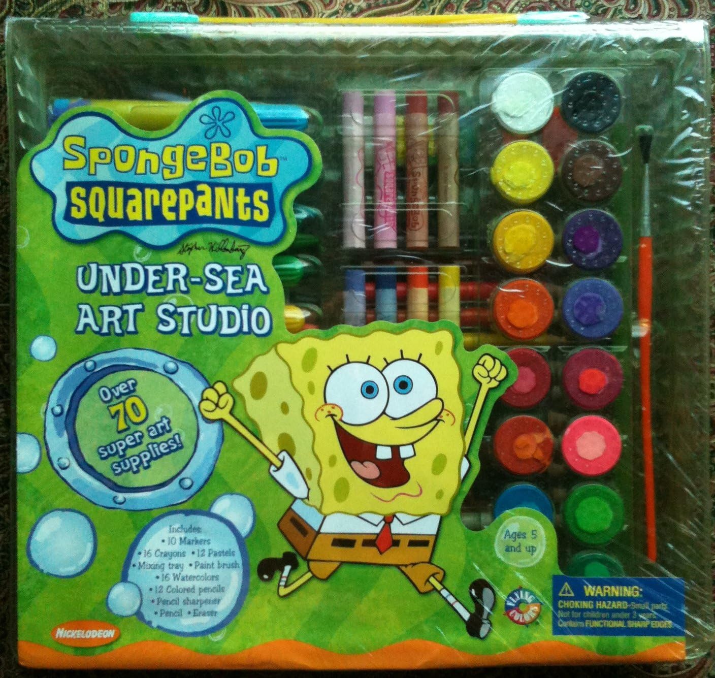 Amazon.com: Spongebob Squarepants Under-Sea Art Studio Kit (over 70 art ...