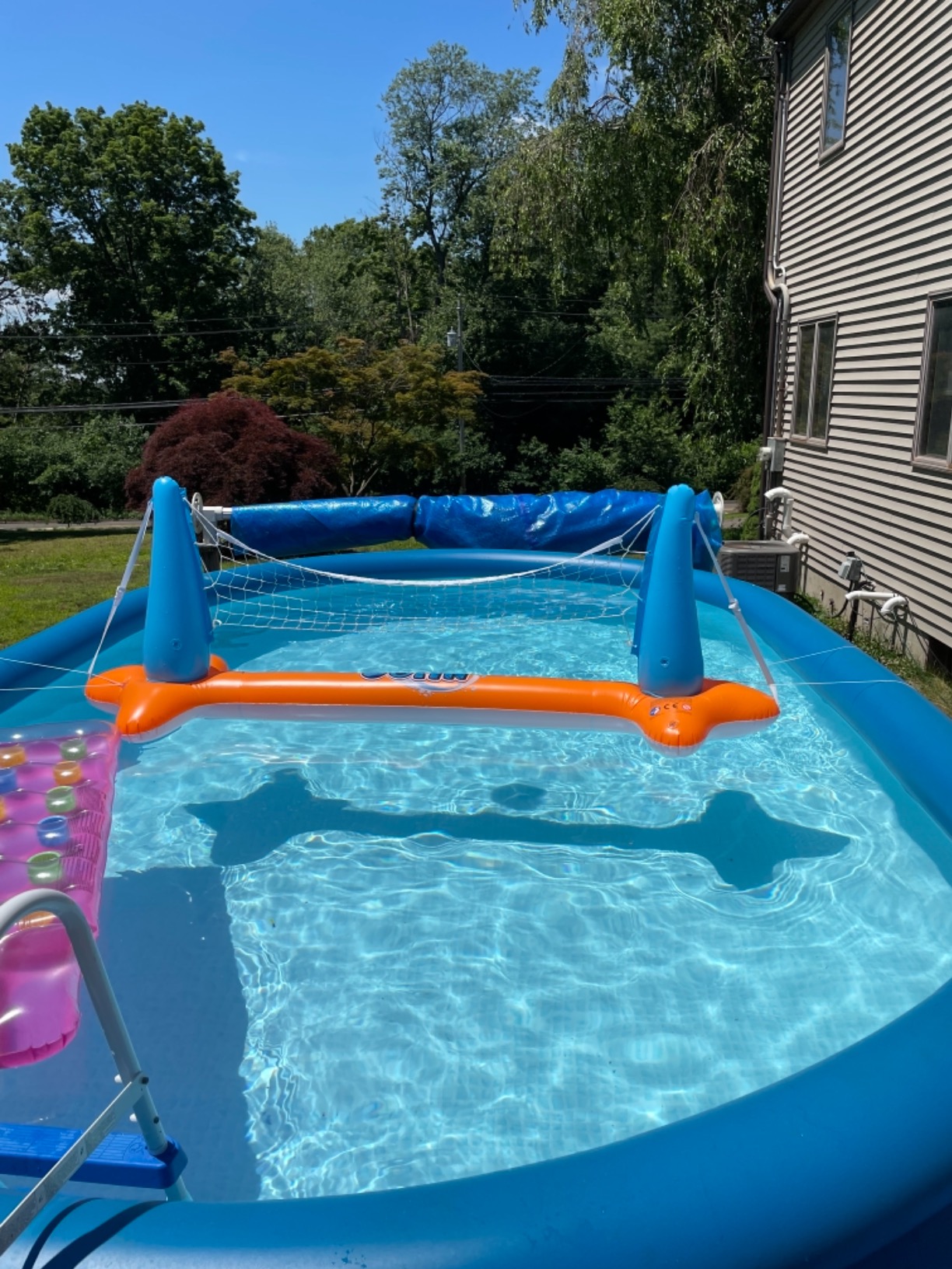 JOYIN Inflatable Pool Float Set: Volleyball Net & Basketball Hoops ...