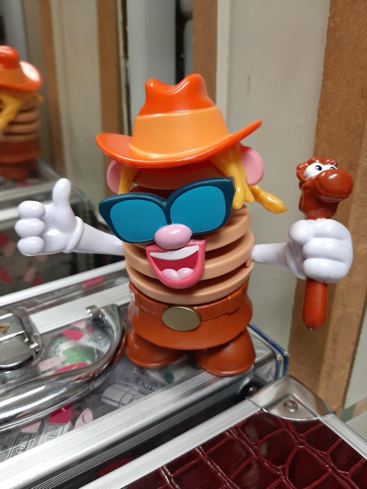 Amazon.com: Potato Head Mr Chips Figures 5-Pack: Barb A. Cue, Saul T ...