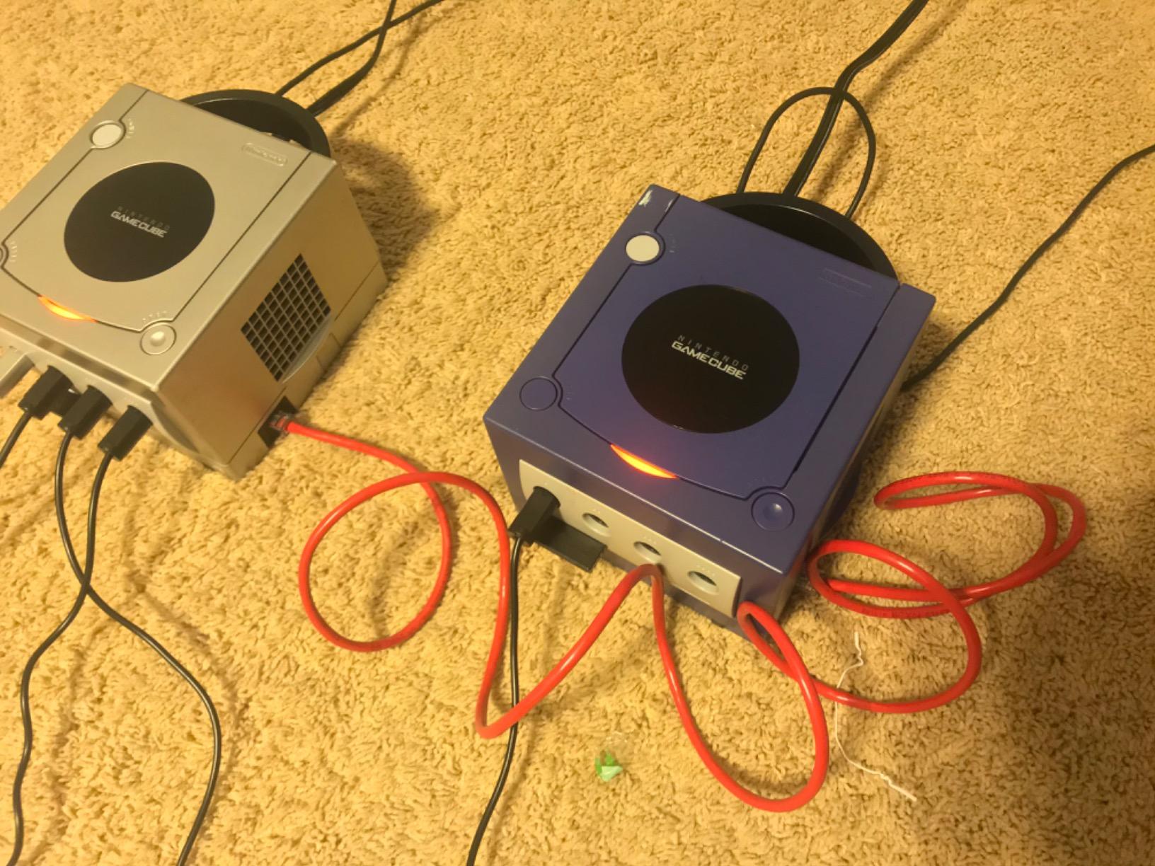 Amazon.com: Belkin 25-Foot CAT5e Crossover Molded Networking Cable ...