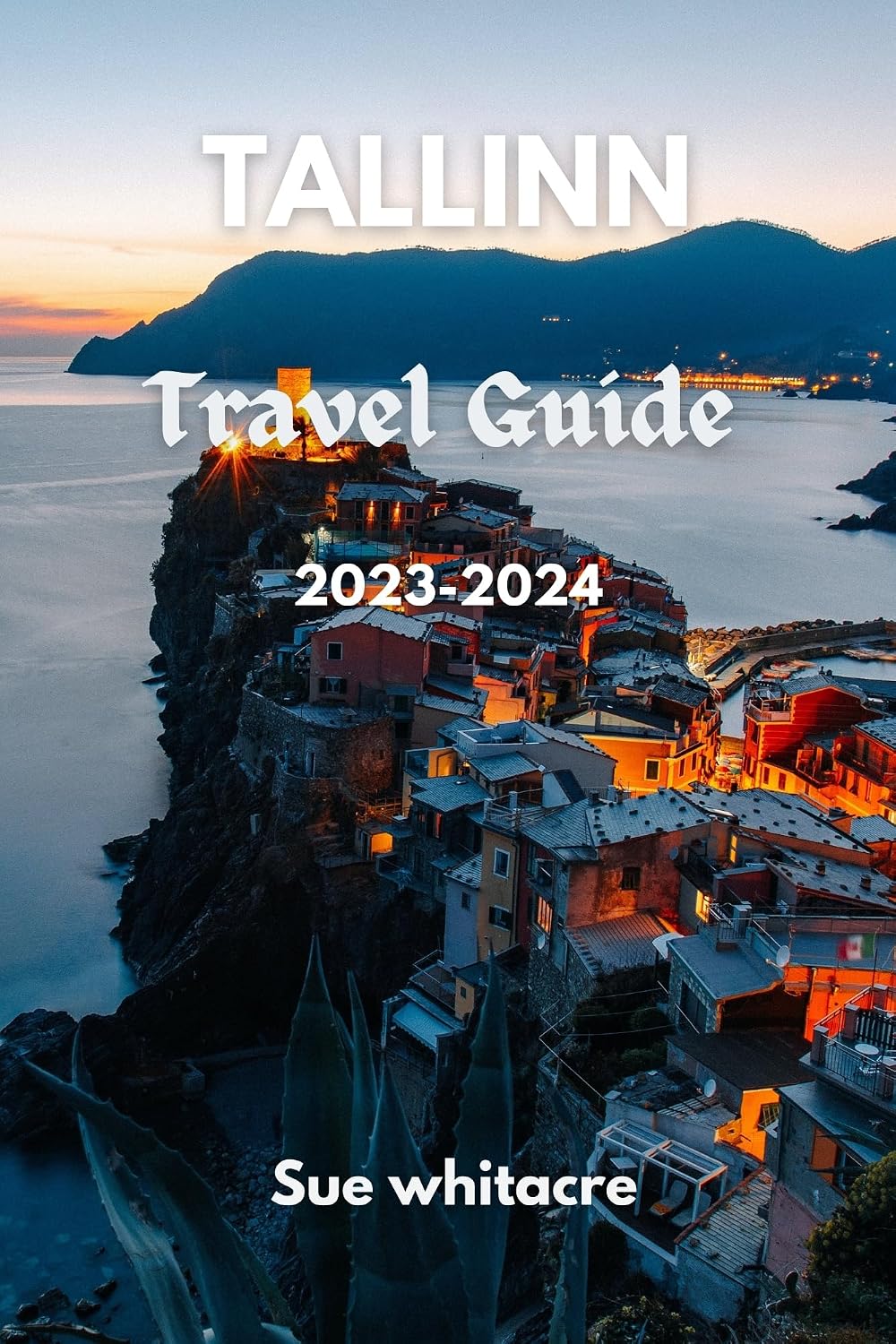 Amazon.com: Tallinn Travel Guide 2023-2024 : Enchanting Echoes: Explore ...
