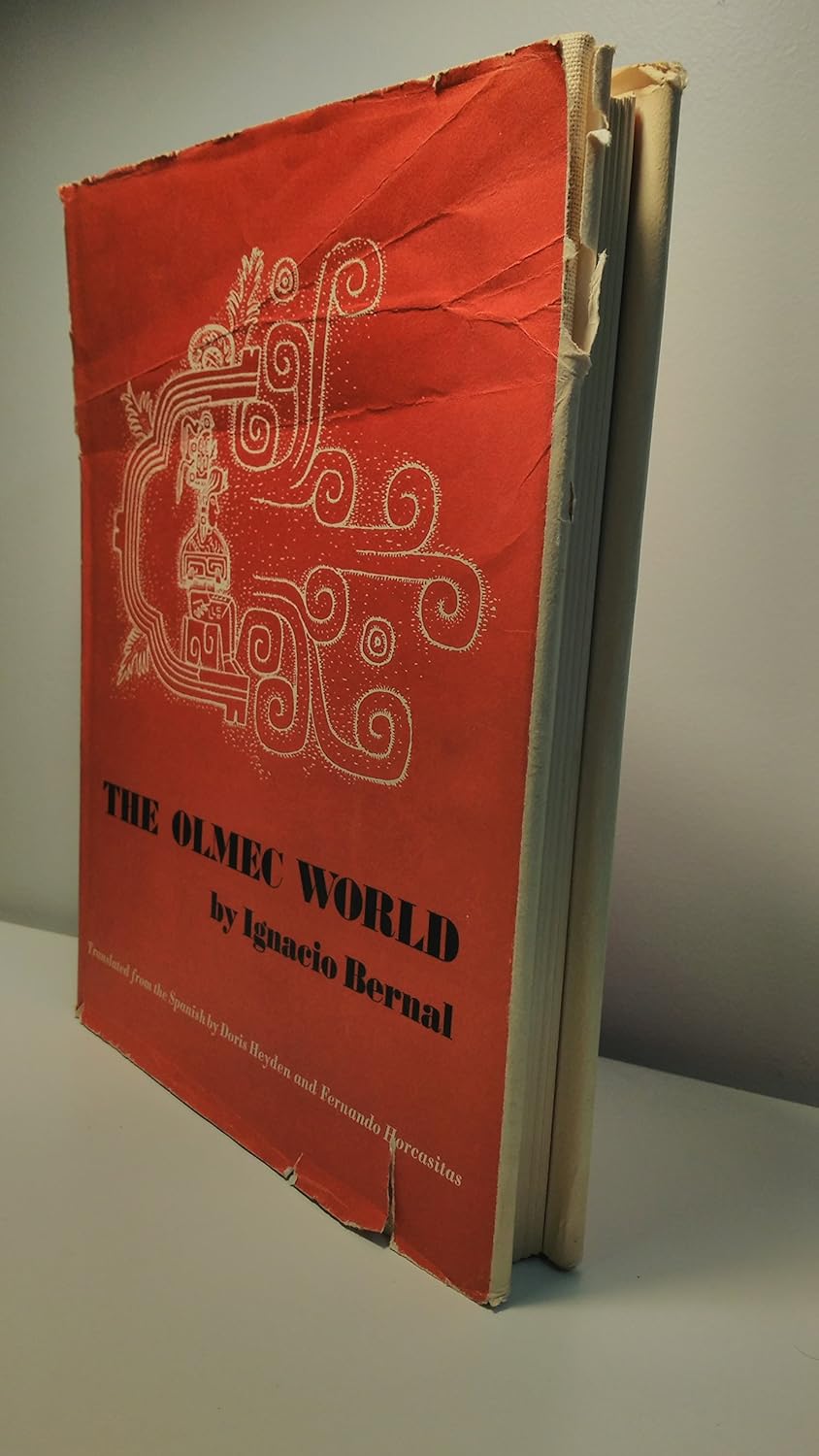 The Olmec World: A History of Mesoamerica: Ignacio Bernal, Doris Heyden ...