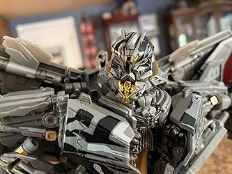 Amazon.com: Transformers Masterpiece Movie Series MPM-10R Star Cream Revenge Ver. : Toys & Games