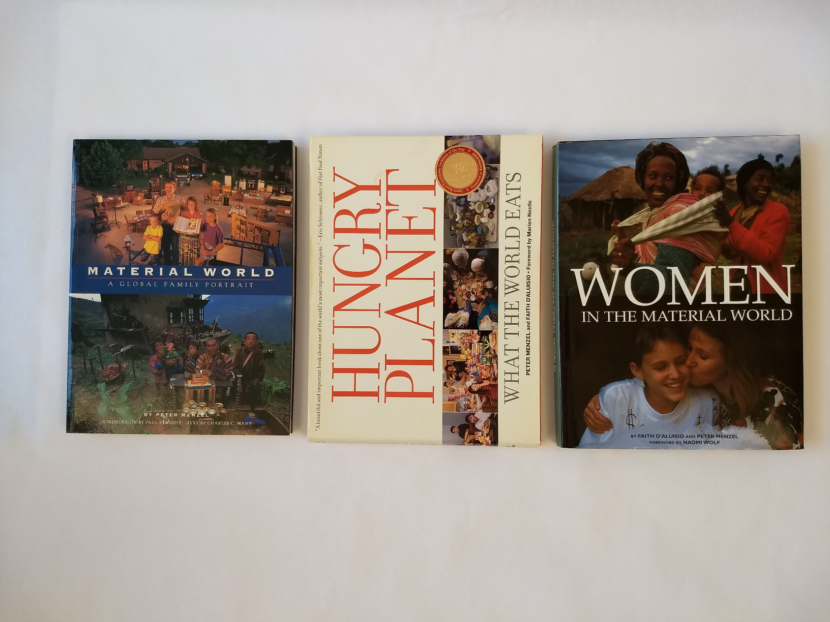 Material World: A Global Family Portrait: Peter Menzel: 9781439505540 ...