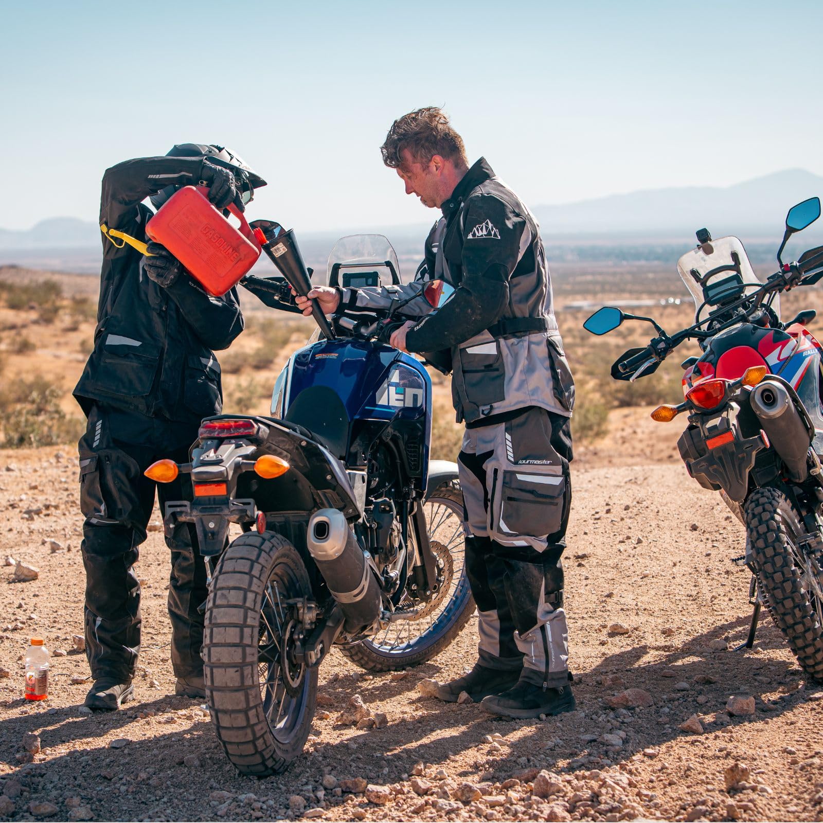 Snapklik.com : Highlander Waterproof Motorcycle Jacket