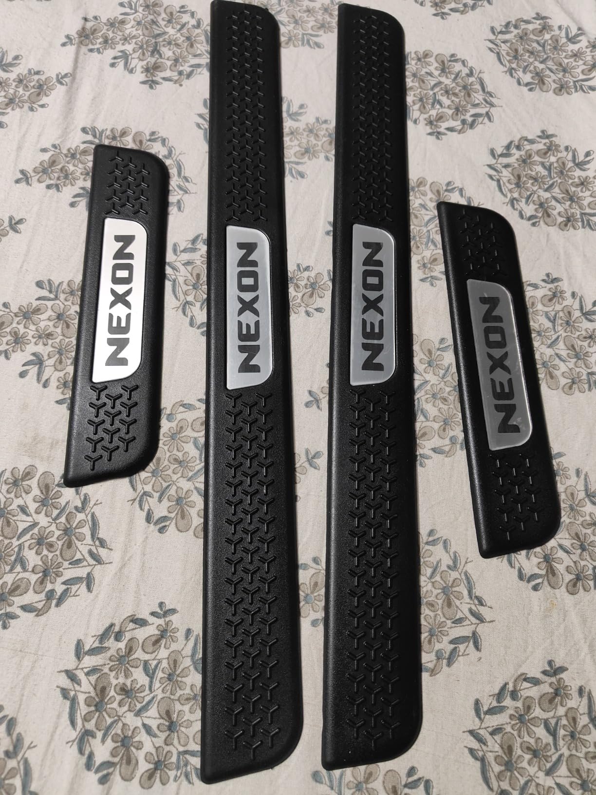 Minansh Car Door Foot Step, Sill Plate with Reflector, Scuff Plate for ...