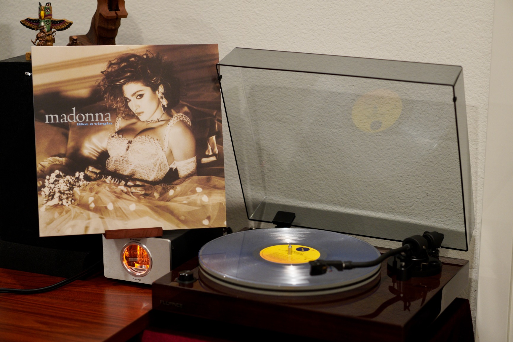 Amazon.com: Like a Virgin: CDs & Vinyl