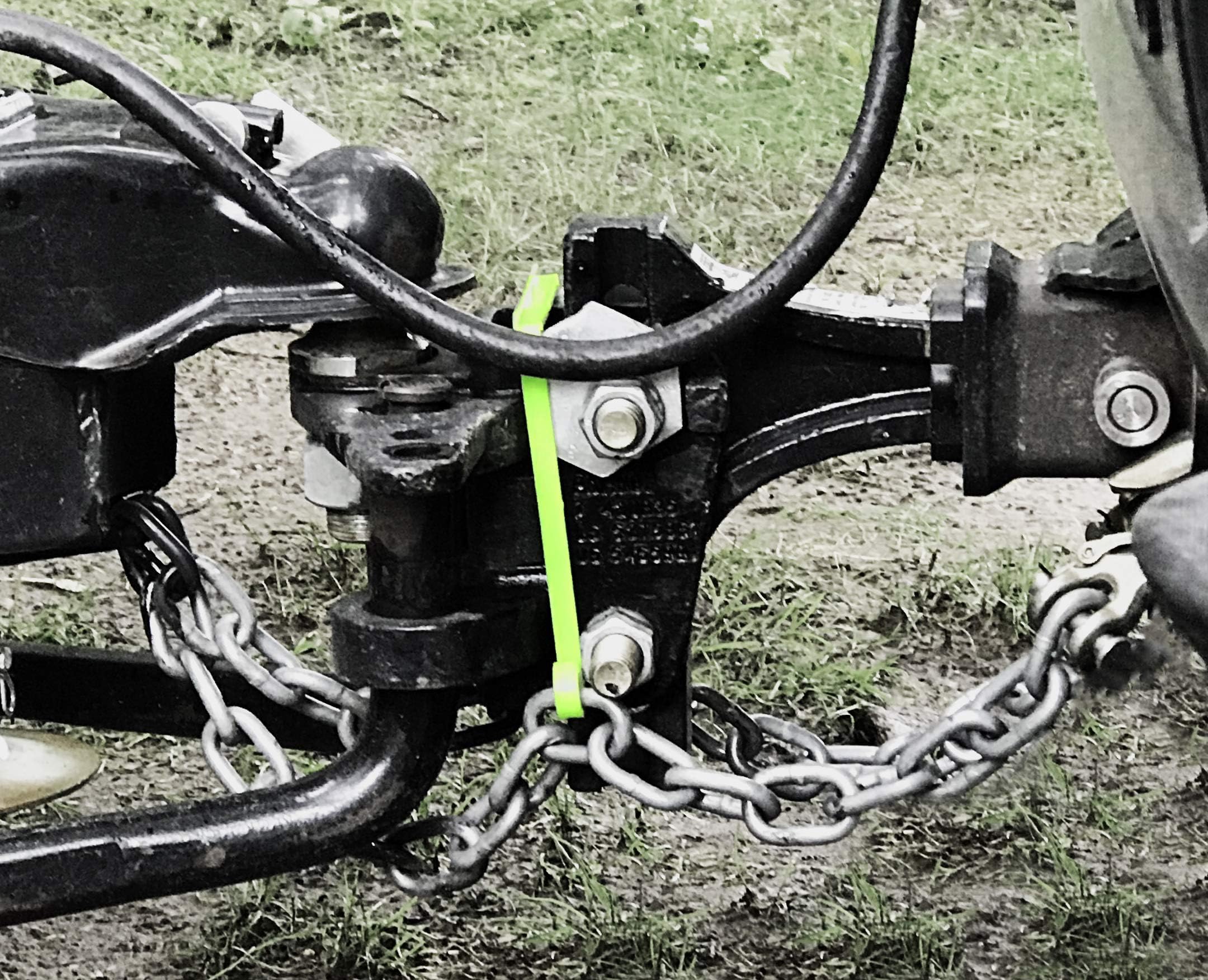 Snapklik.com : GR Innovations Safety Chain Hanger For Trailer Hitch ...