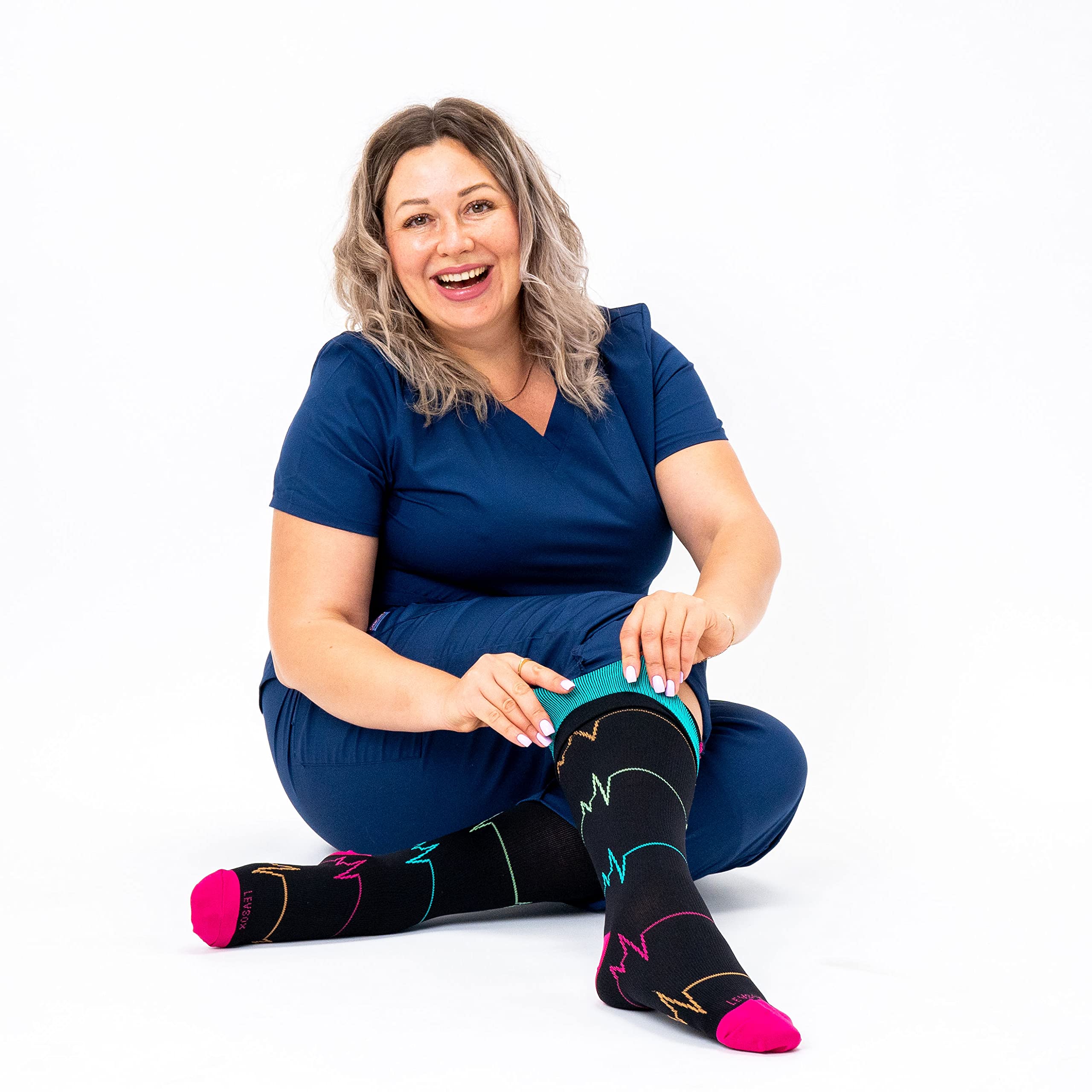 Snapklik.com : Wide Calf Compression Socks For Women & Men Large Size ...