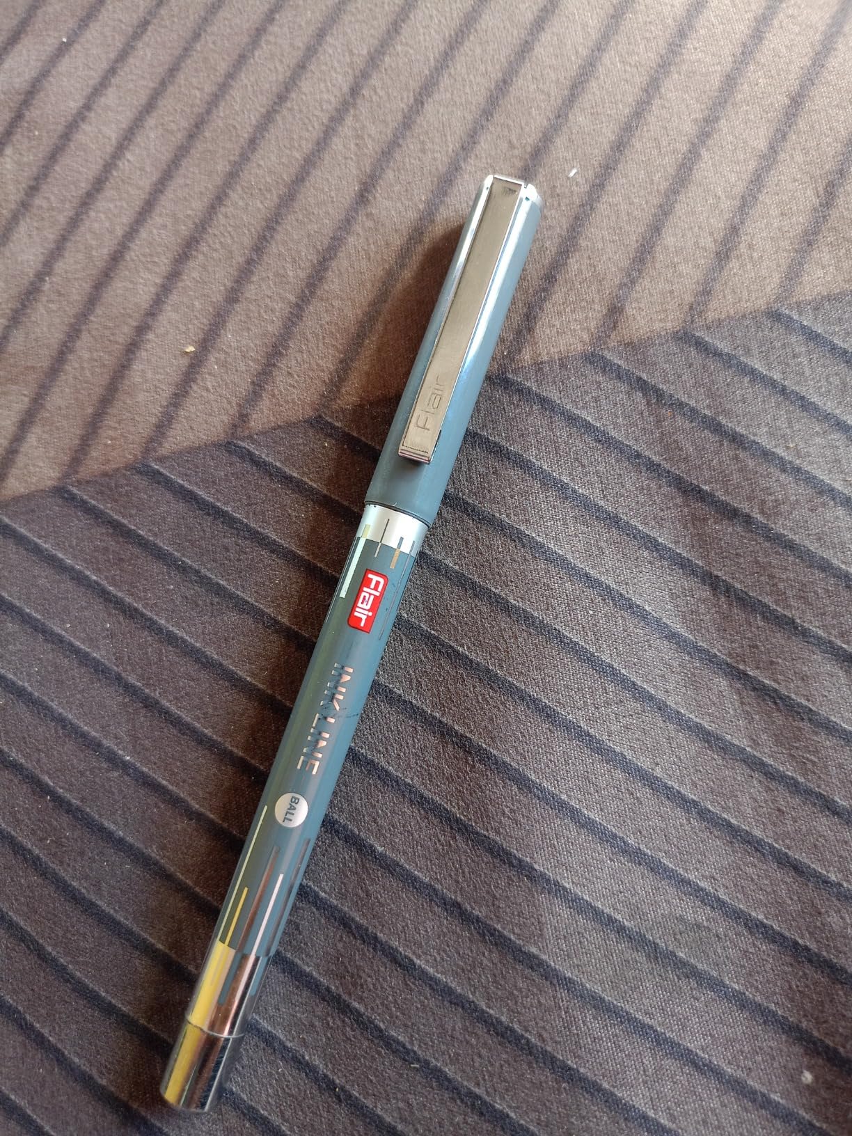 FLAIR Inkline Ball Pen Box Pack | Lightweight & Attractive Body Colors ...