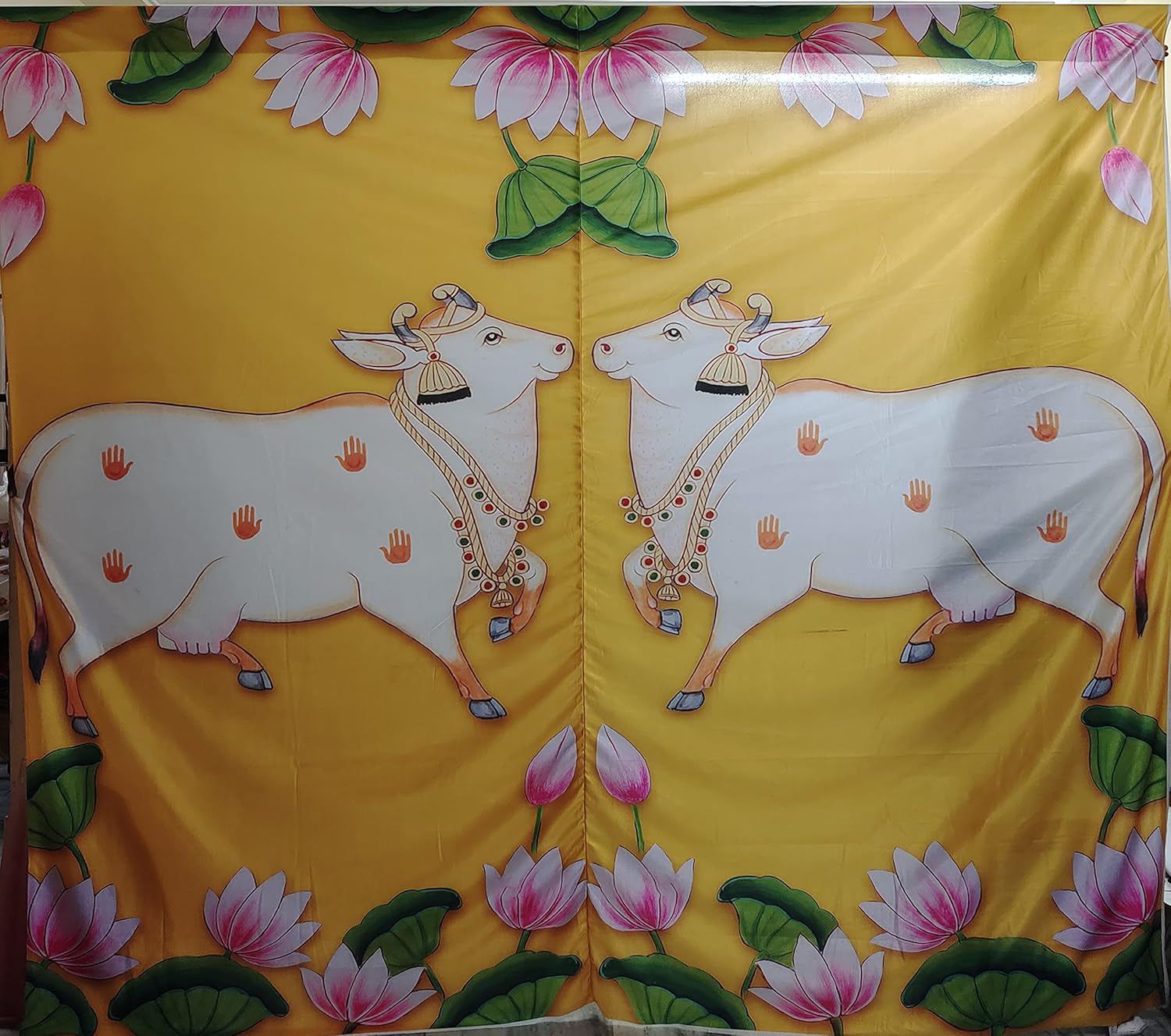 Talambralu Two Face Gaumata Satin 8Ft Gaumatha Backdrop Cloth (Gaumata ...