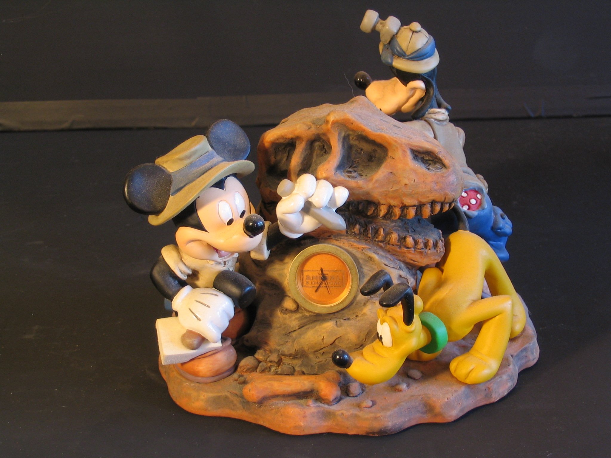 42 DIY Dollar Store Halloween Decorations - Mekardo