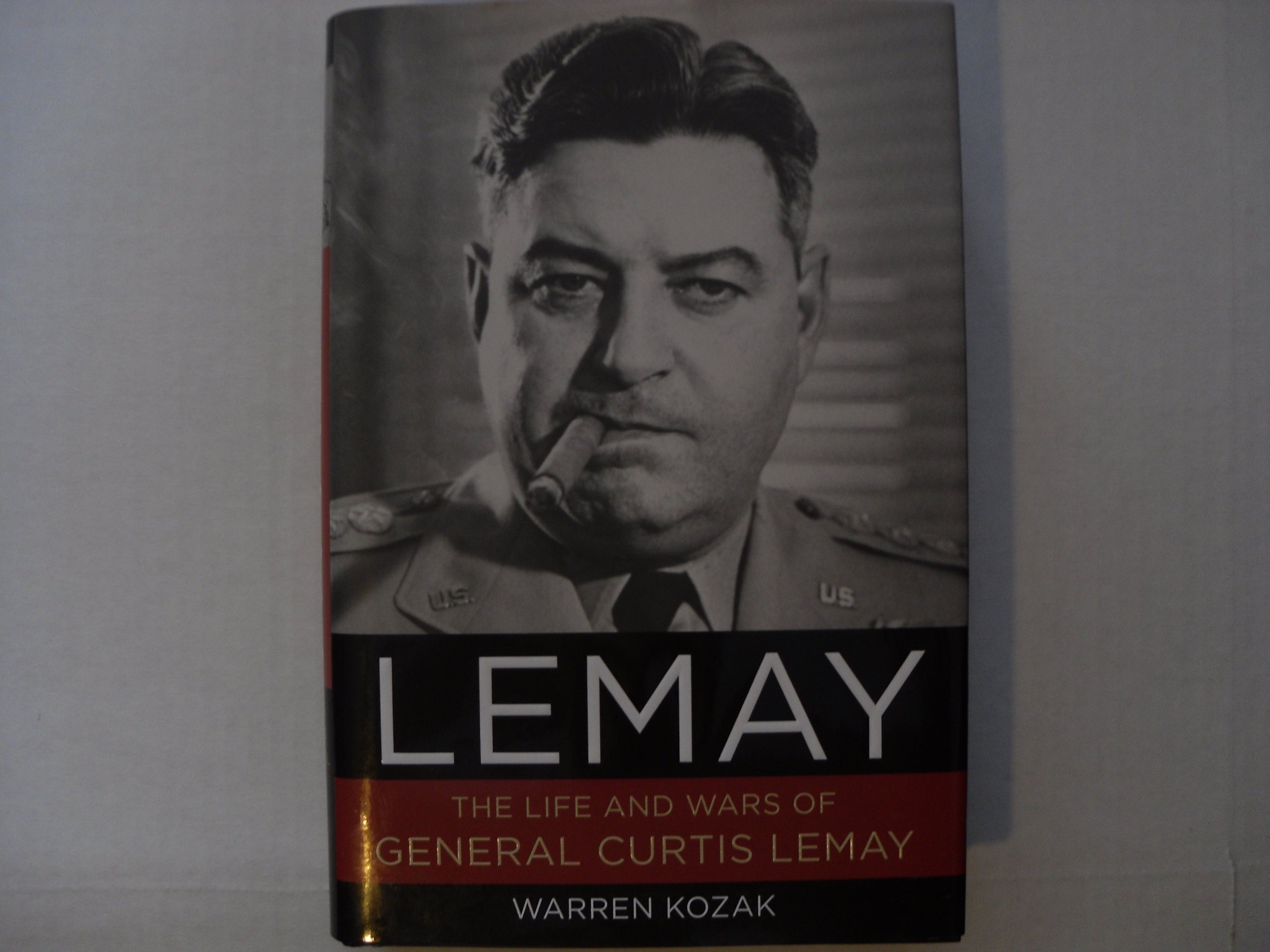 Amazon.com: LeMay: The Life and Wars of General Curtis LeMay ...