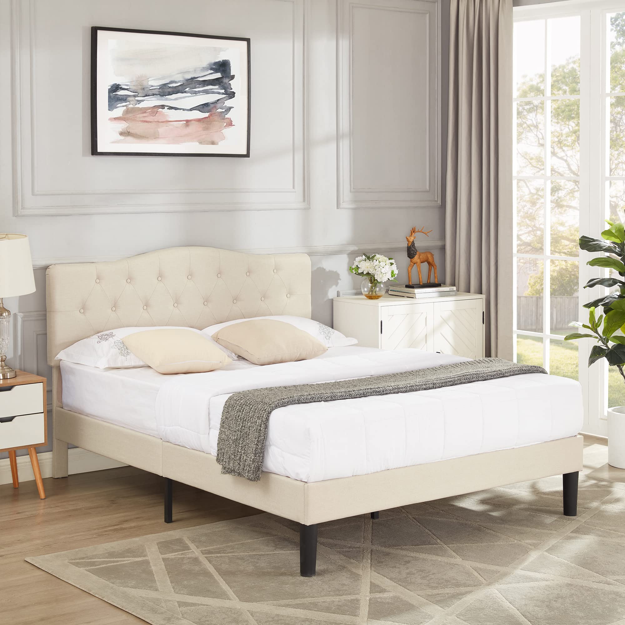 VECELO Classic Upholstered Platform Bed Diamond Stitched Cloth Panel ...