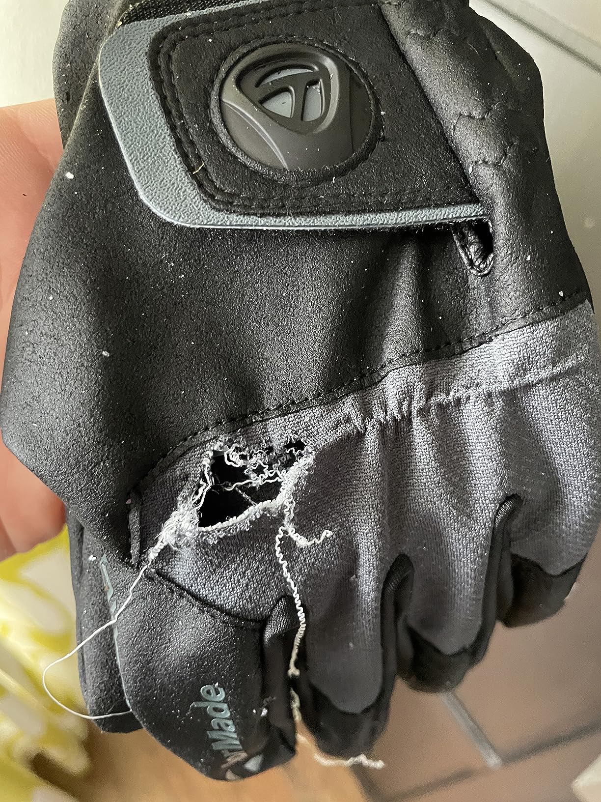 TaylorMade Men's Rain Control Golf Glove : Amazon.co.uk: Sports & Outdoors