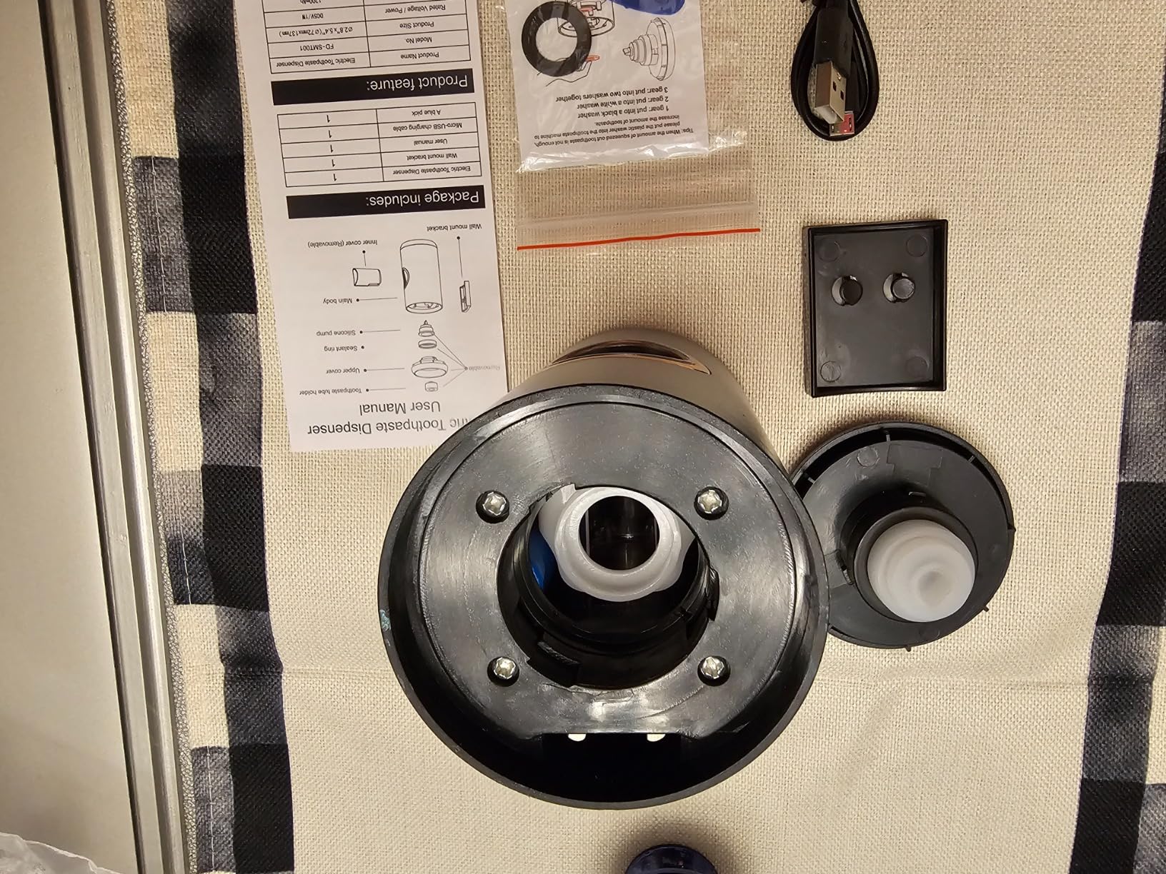 Amazon.com: Huafly Automatic Toothpaste Squeezer Tooth Pastetooth ...