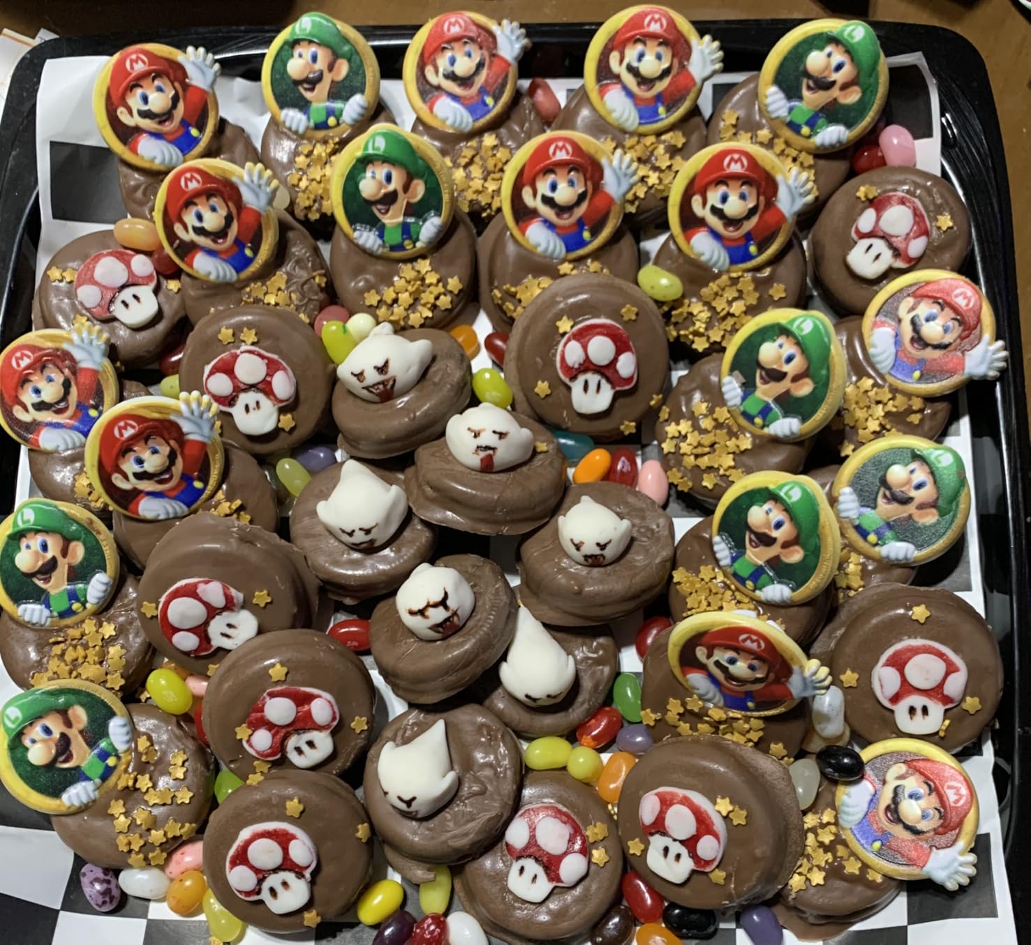 Amazon.com: DecoPac Super Mario Rings, 24 Nintendo Cupcake Decorations ...