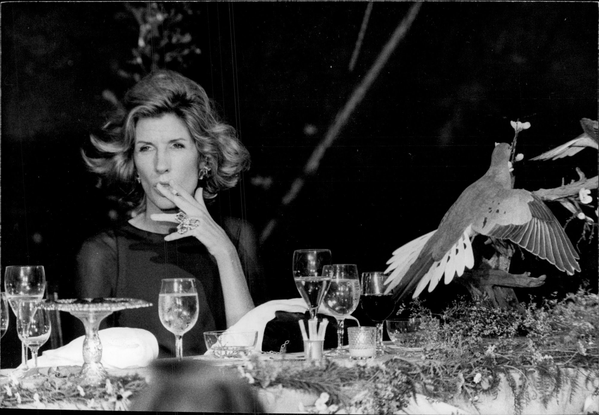 Nancy Kissinger Fumando Partido Un 4 De Septiembre De 1970, Salvador
