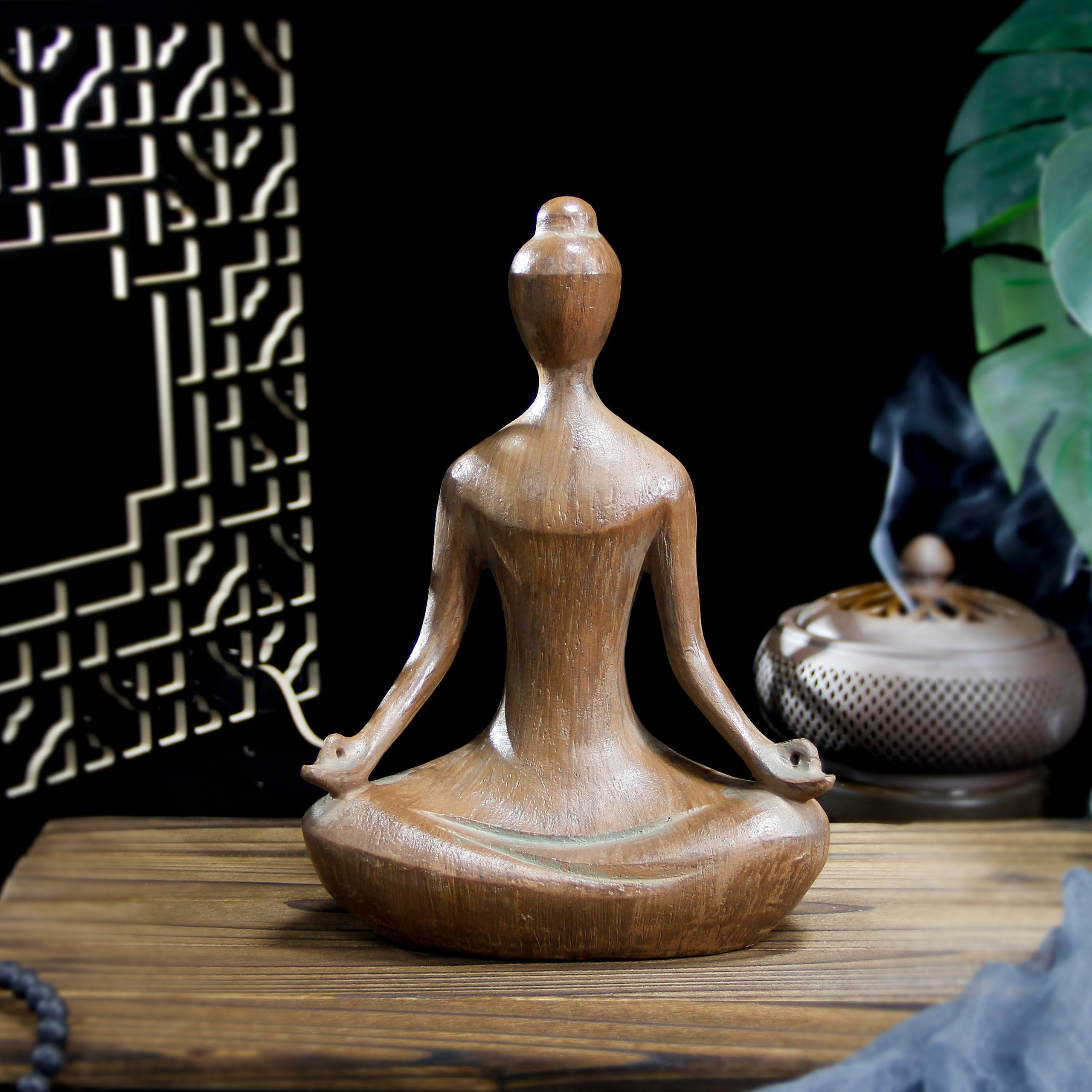 Amazon.com: Danya B. ZI17195 Circle Iron Sculpture with Figurine in ...