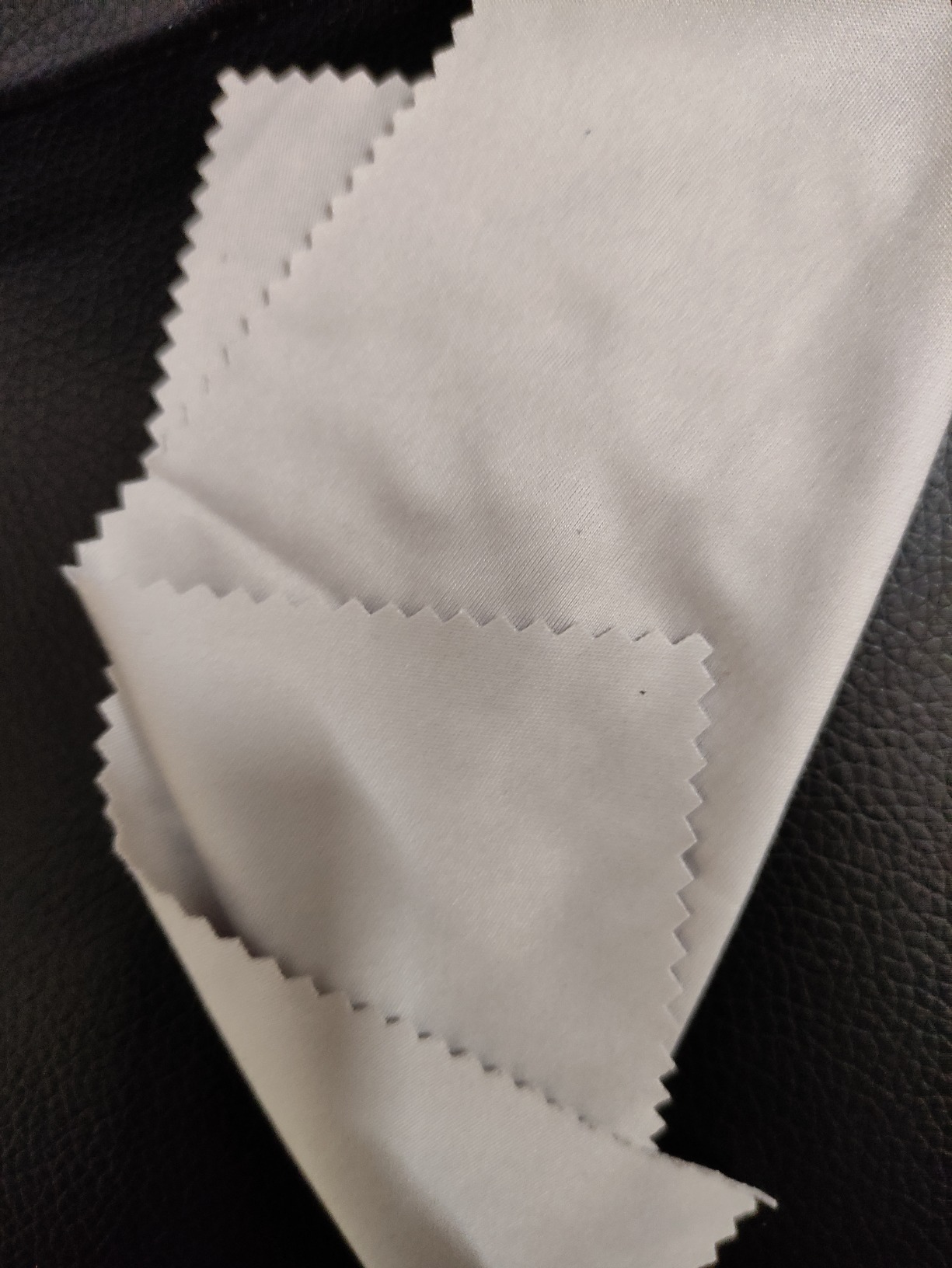 Buy amazon basics Microfiber Cloths For Electronics (Pack Of 6 ...