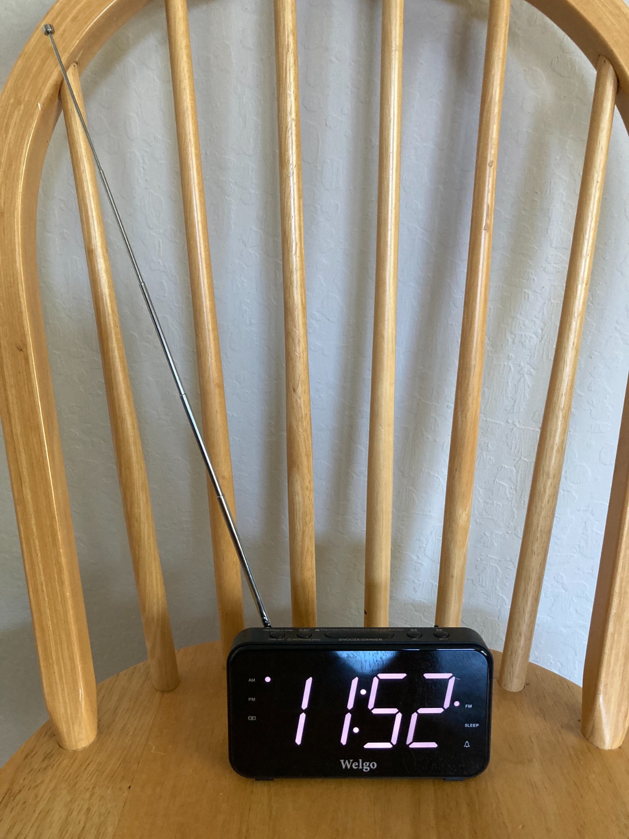 Amazon.com: Welgo Rechargeable Portable FM Radio Alarm Clock with Sleep ...