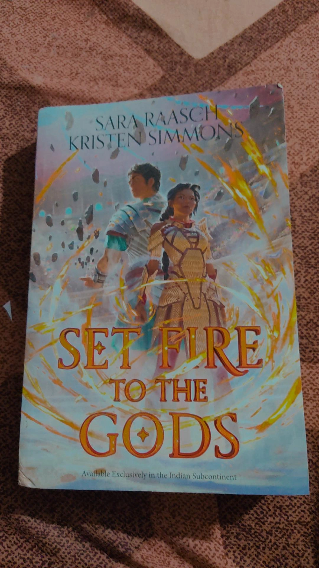 Set Fire to the Gods : Simmons, Kristen, Raasch, Sara: Amazon.com.au: Books
