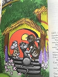 With the Courage of a Mouse (The Superhero School Book 1) - Kindle ...