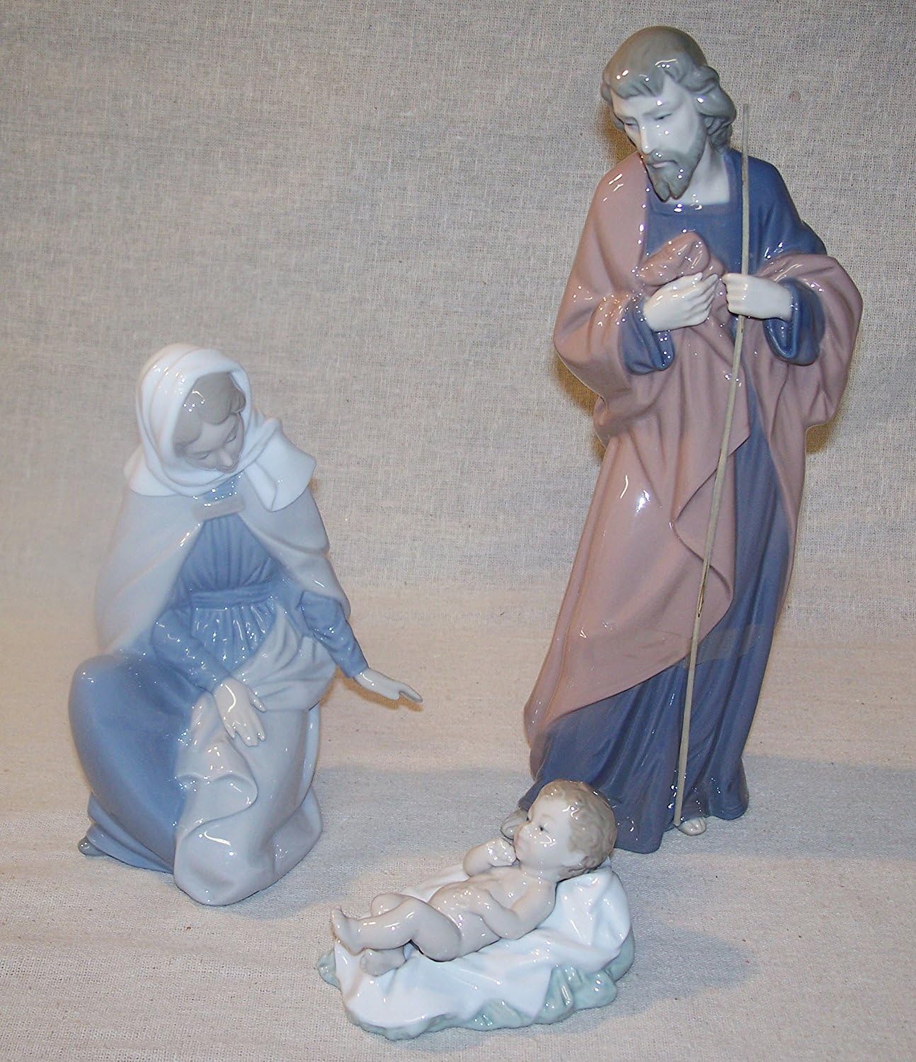 Amazon.com: Lladro 3-Piece Holy Family Nativity Set Saint Joseph (#4533 ...