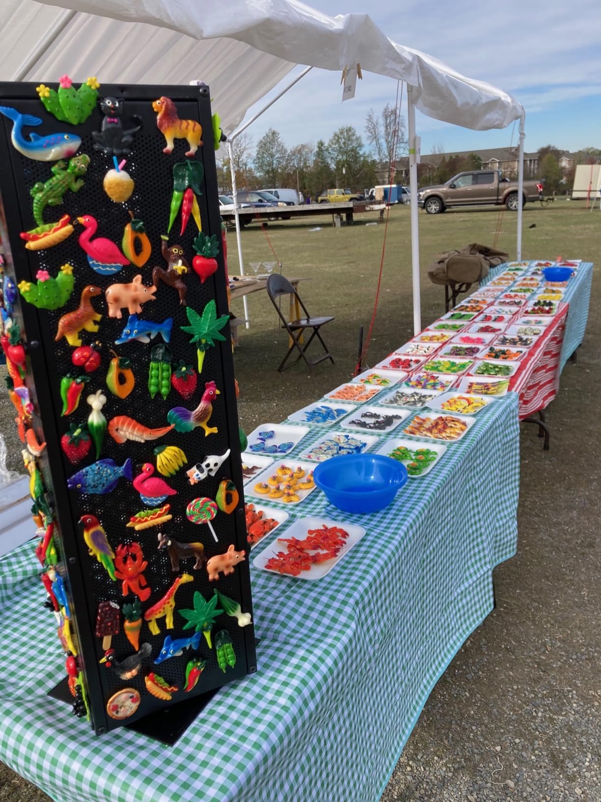 Amazon.com: Magnet Display Rack Metal Each : Home & Kitchen