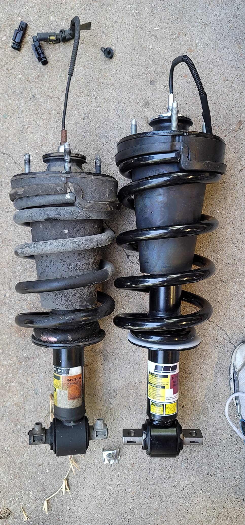 $50/mo - Finance 84176631 front shocks absorber and struts set complete ...