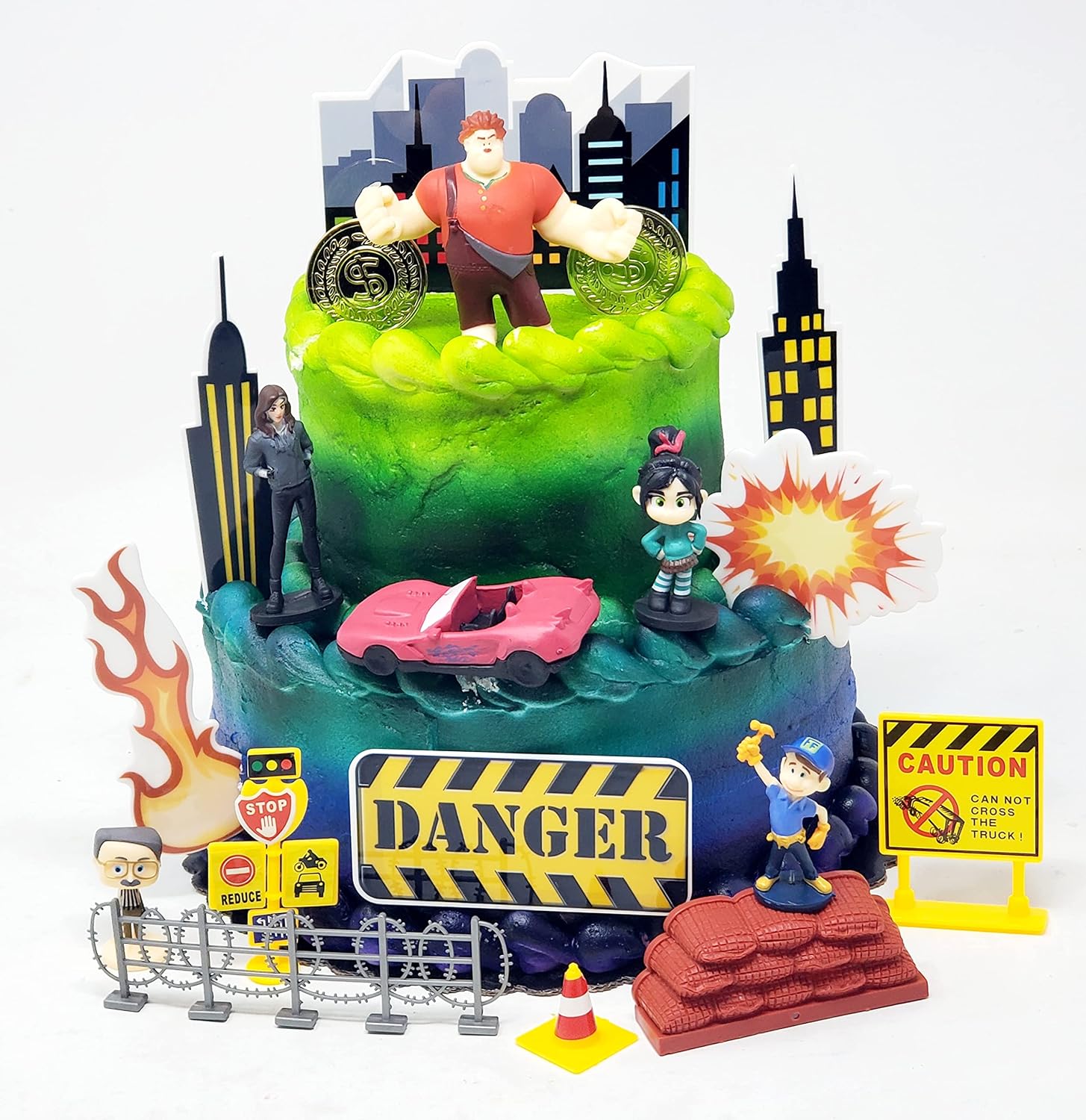 Amazon.com: Birthday Celebrations Wreck it Ralph Cake Topper Set ...