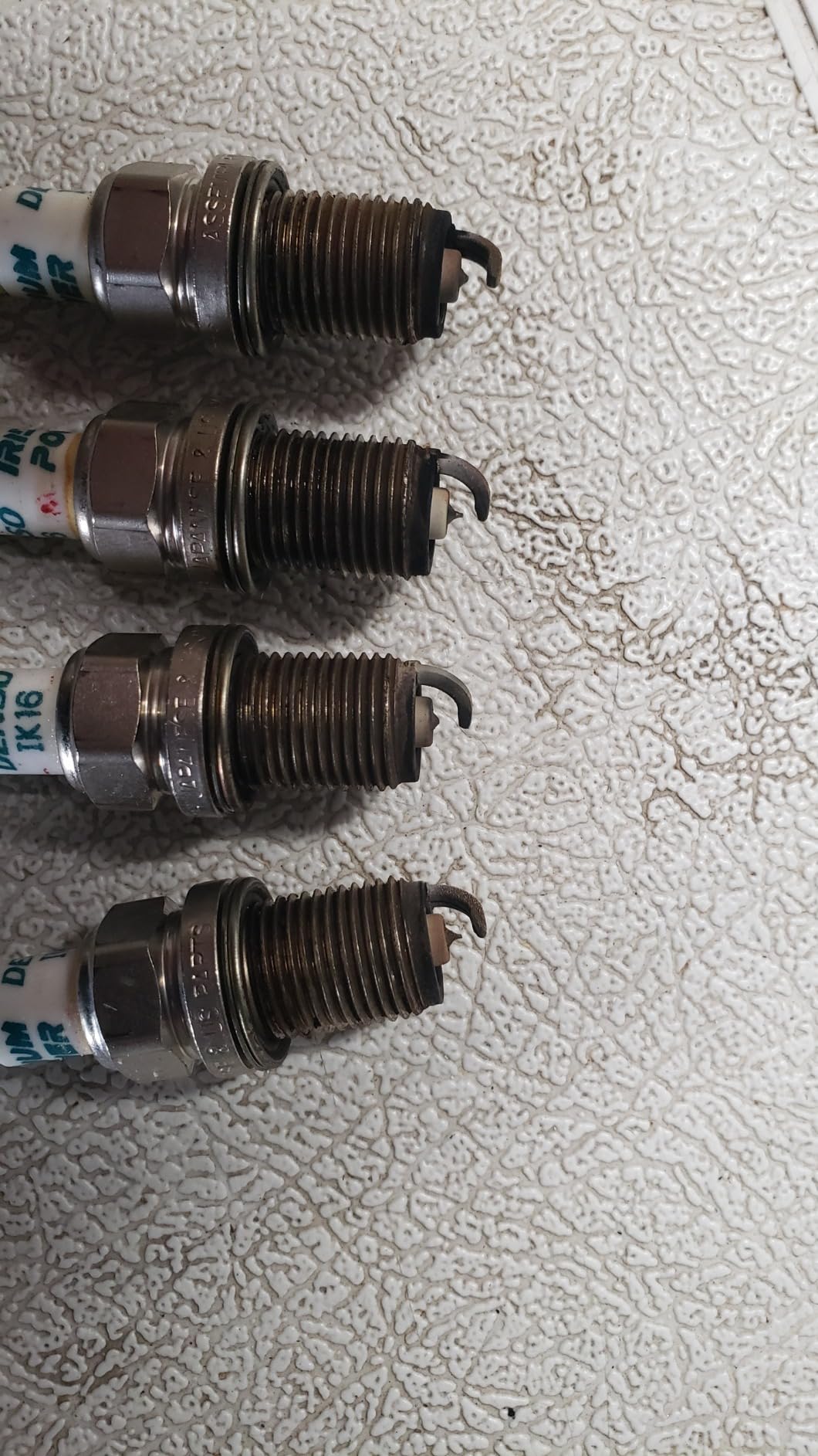 Amazon.com: Denso U-Groove K16R-U Spark Plugs (Pack of 4) : Automotive