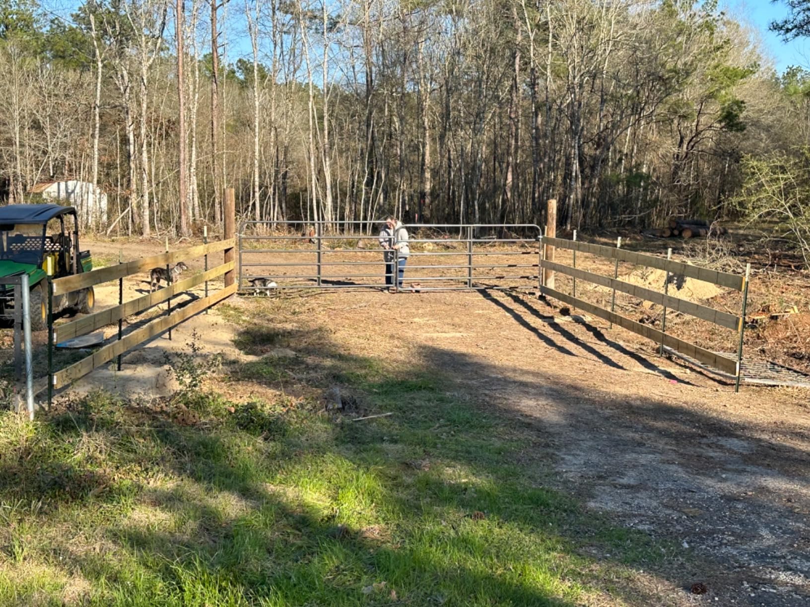 Amazon.com: 16 Pack T-Post Bracket 4" T Post Mount Bracket for Signs ...