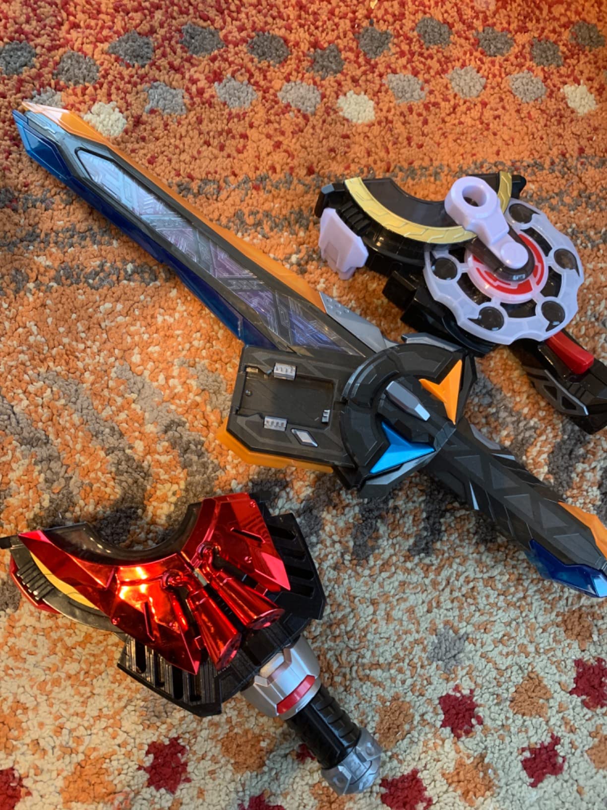 Amazon.co.jp: Bandai Kamen Rider Gats DX Command Twin Buckle & Raging ...